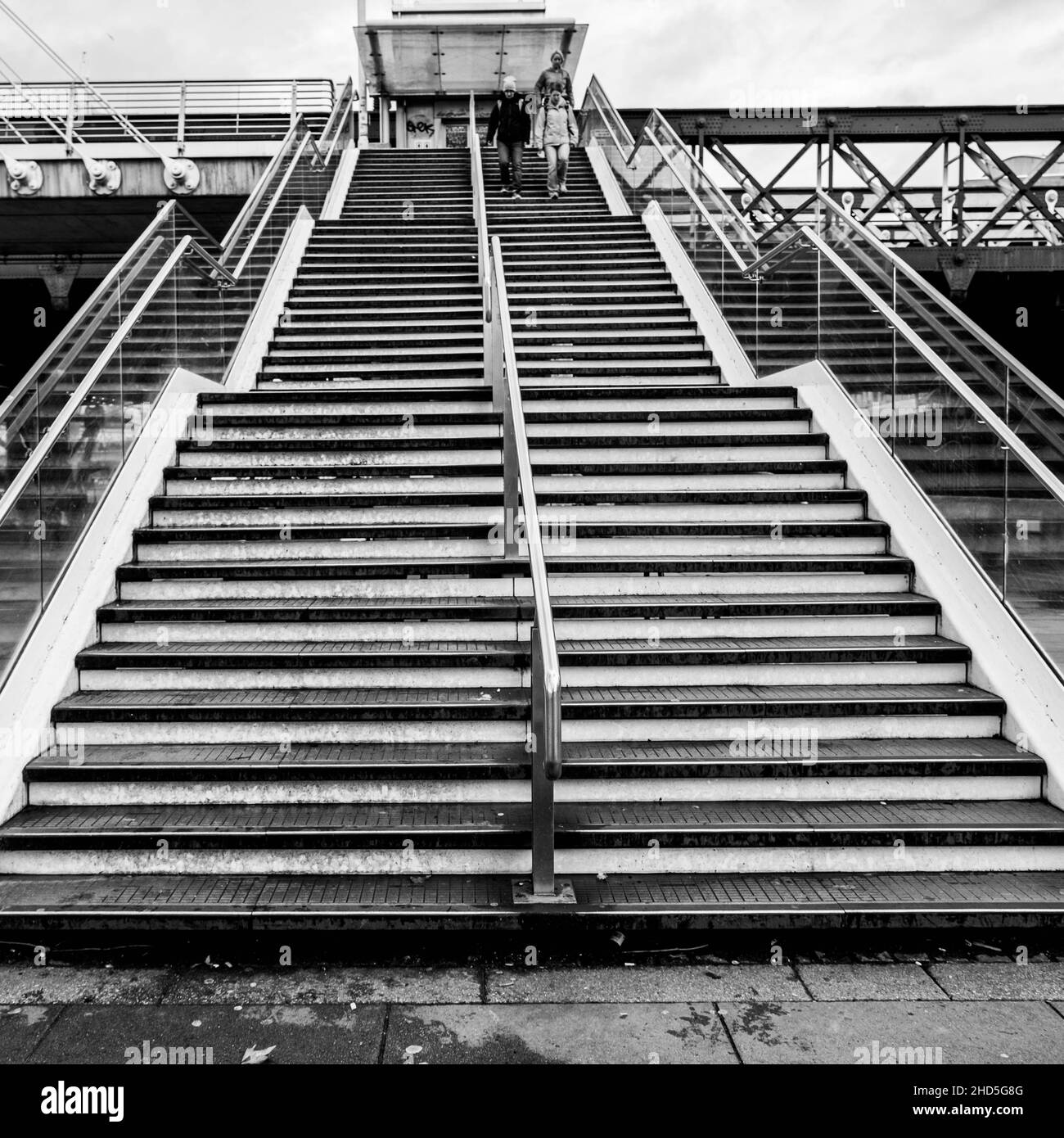 London bridge stairs Black and White Stock Photos & Images - Alamy