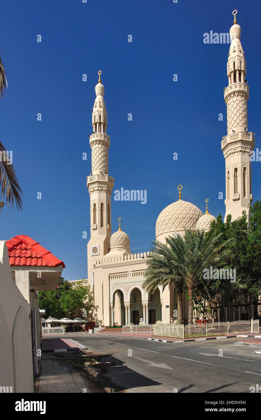 Jumeirah Mosque, Al Jumeira Road, Jumeirah, Dubai, United Arab Emirates ...