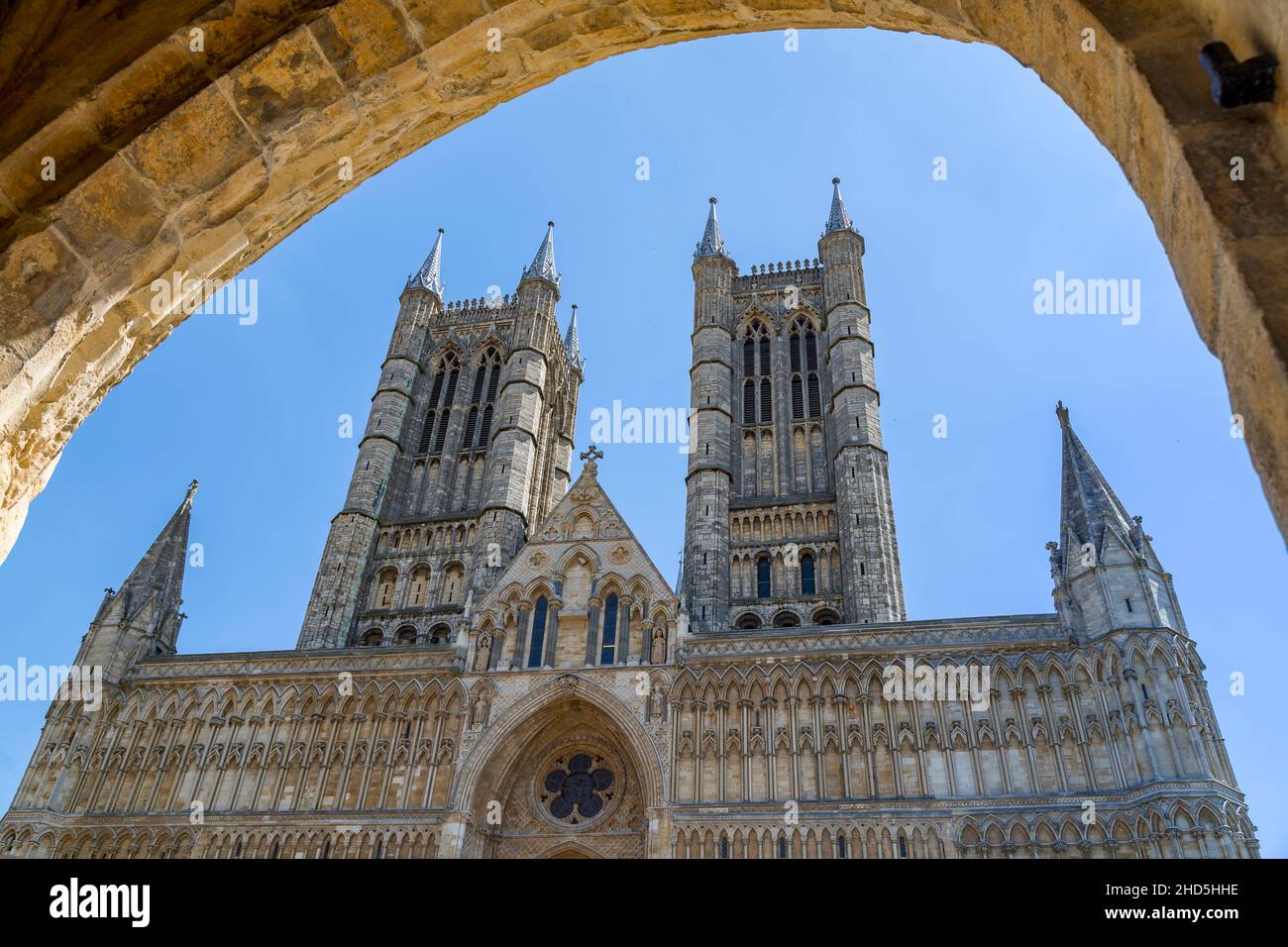 Cathedral arch hi-res stock photography and images - Alamy