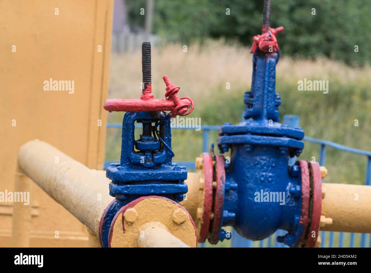 Flanged pipe hi-res stock photography and images - Alamy