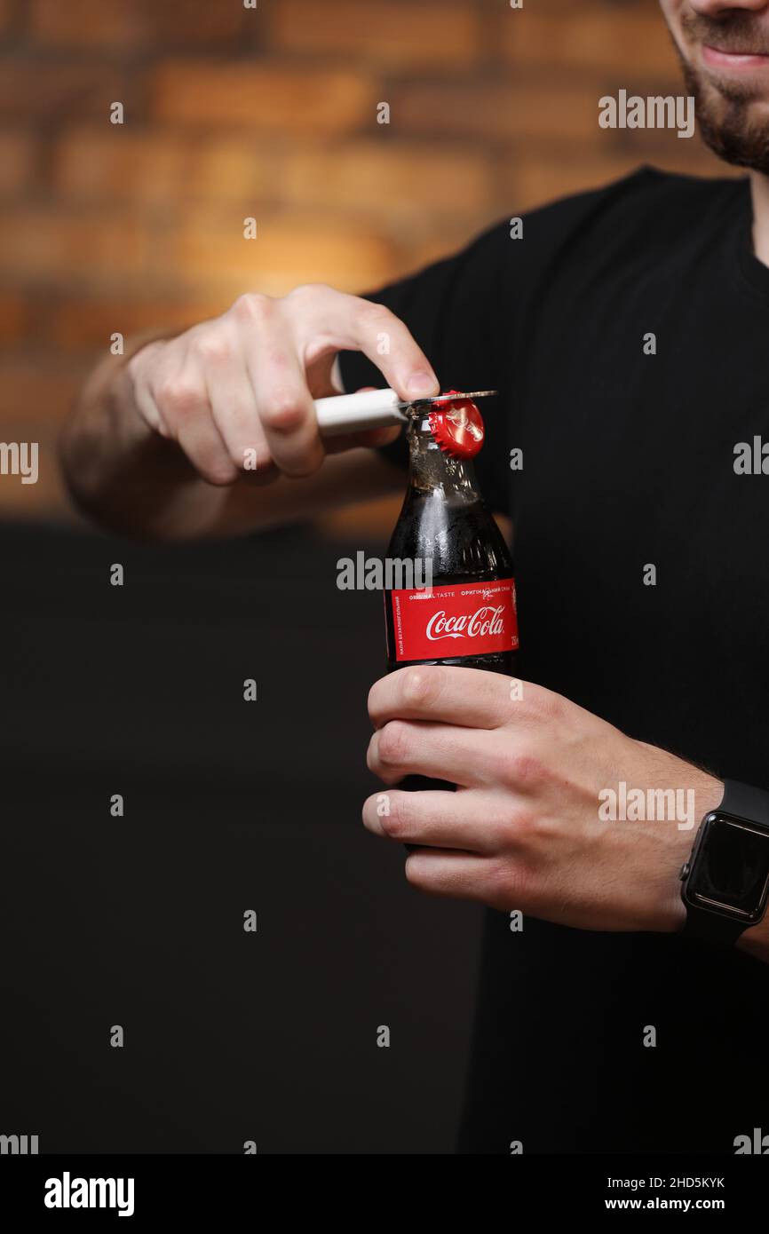 Fizzy drink bottle opening hi-res stock photography and images - Alamy