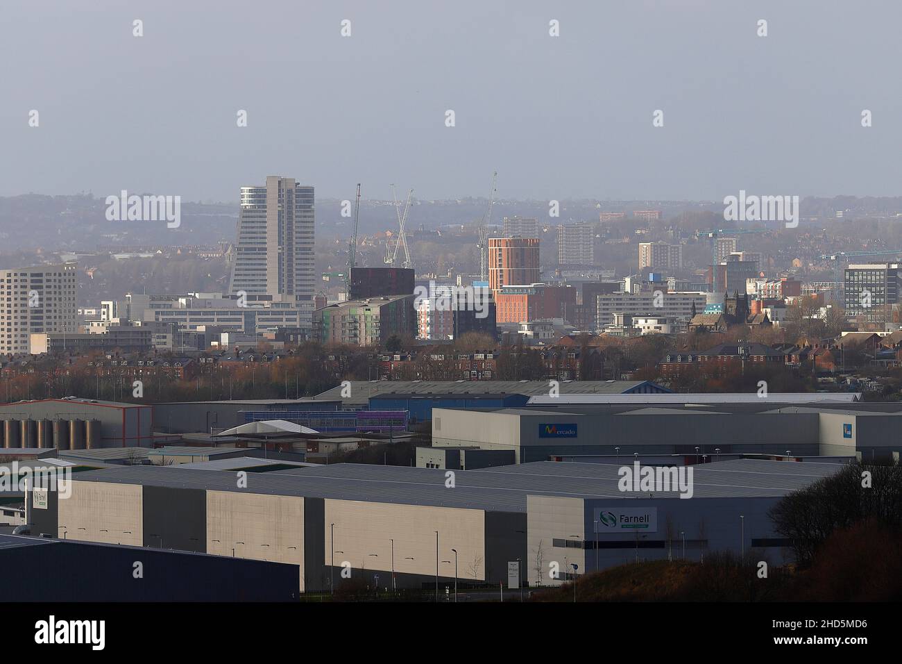 Leeds skyline from temple newsam hi-res stock photography and images ...