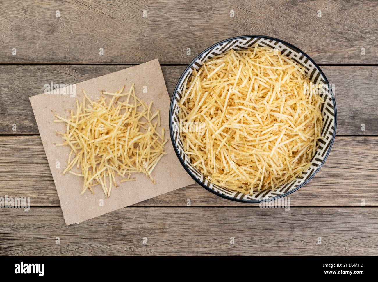 Potato shoestring hi-res stock photography and images - Alamy