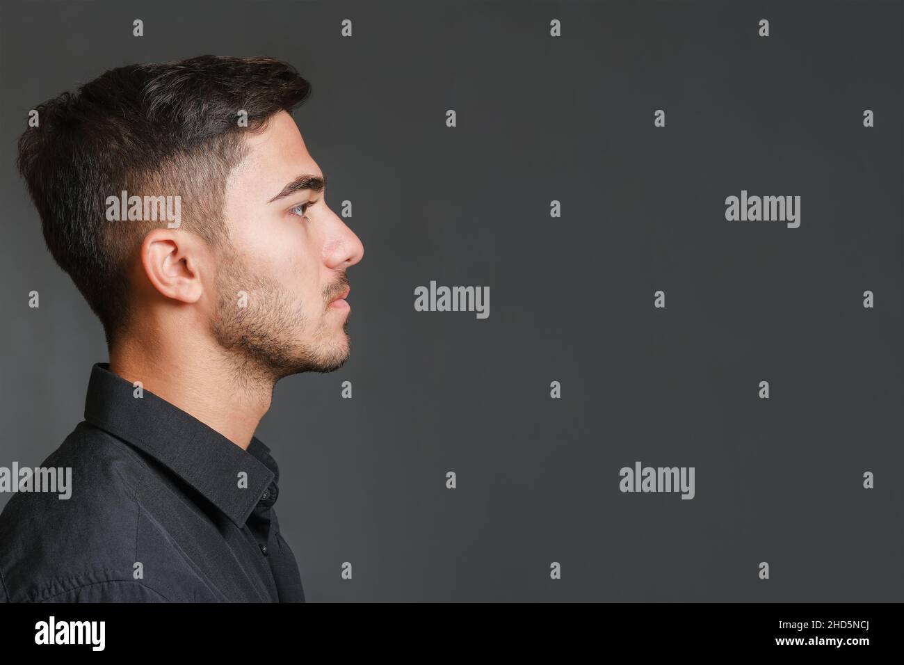 Male model profile hi-res stock photography and images - Alamy