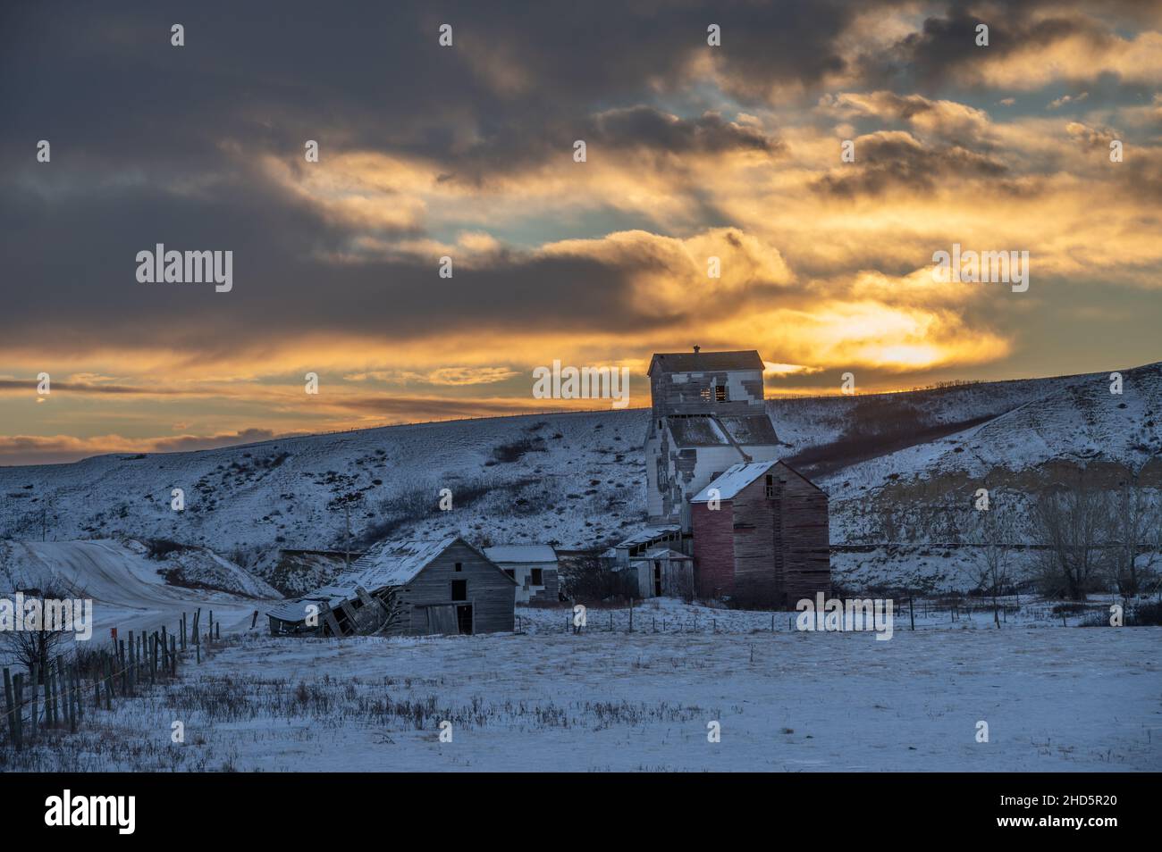 Sharples, Alberta - January 2, 2022: Old P&H grain company elevator in ...