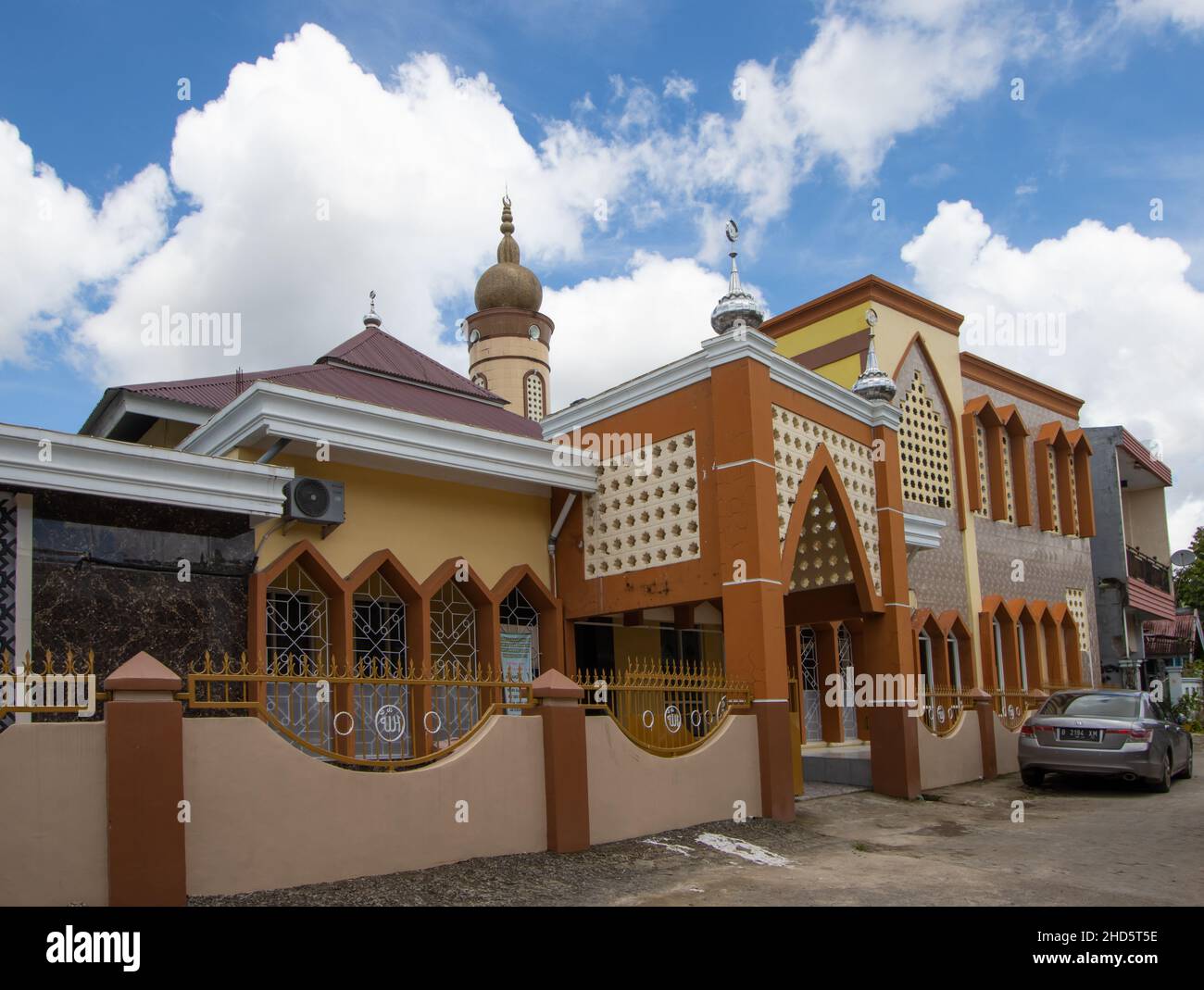 Goa Hira' Mosque Gowa Sarana Indah Housing Complex, Gowa, South ...