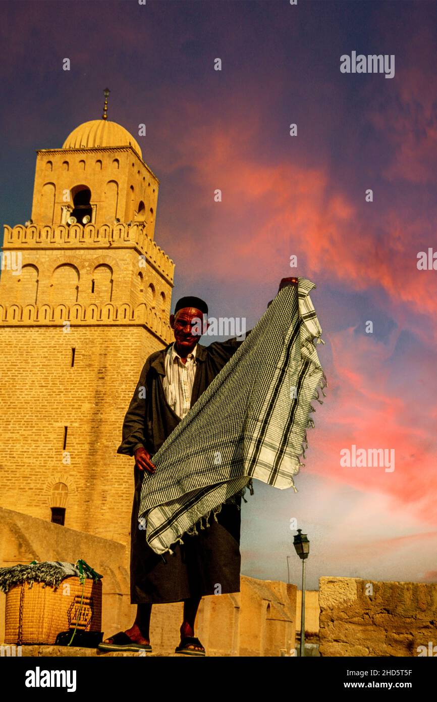 Keffiyeh, kufiya, كُوفِيَّة, kūfīyah, lit, ghutrah, shemagh, مَاغ šumāġ ...