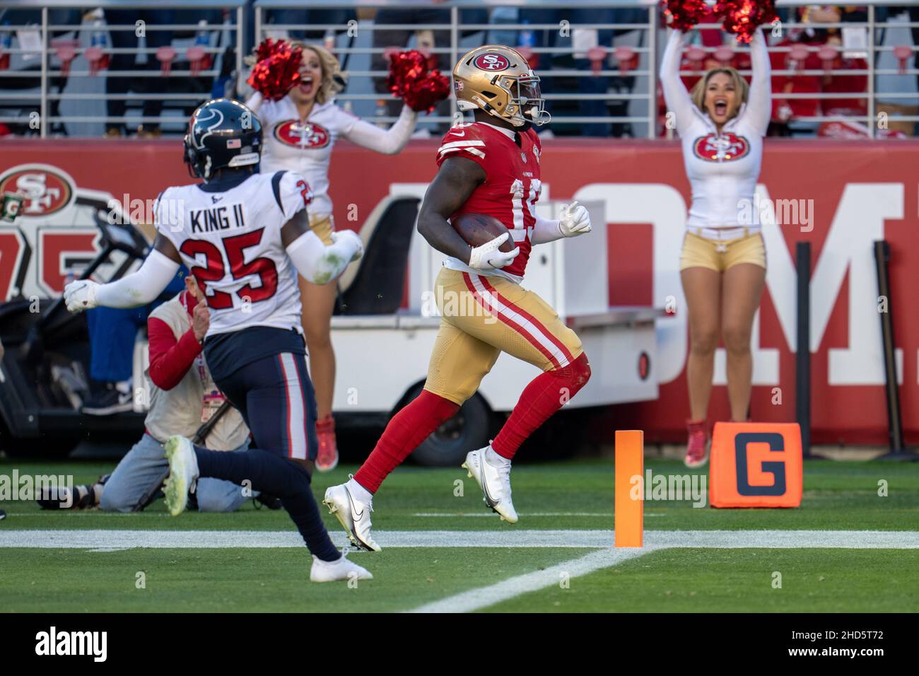 San Francisco 49ers wide receiver Deebo Samuel (19) after the catch ...