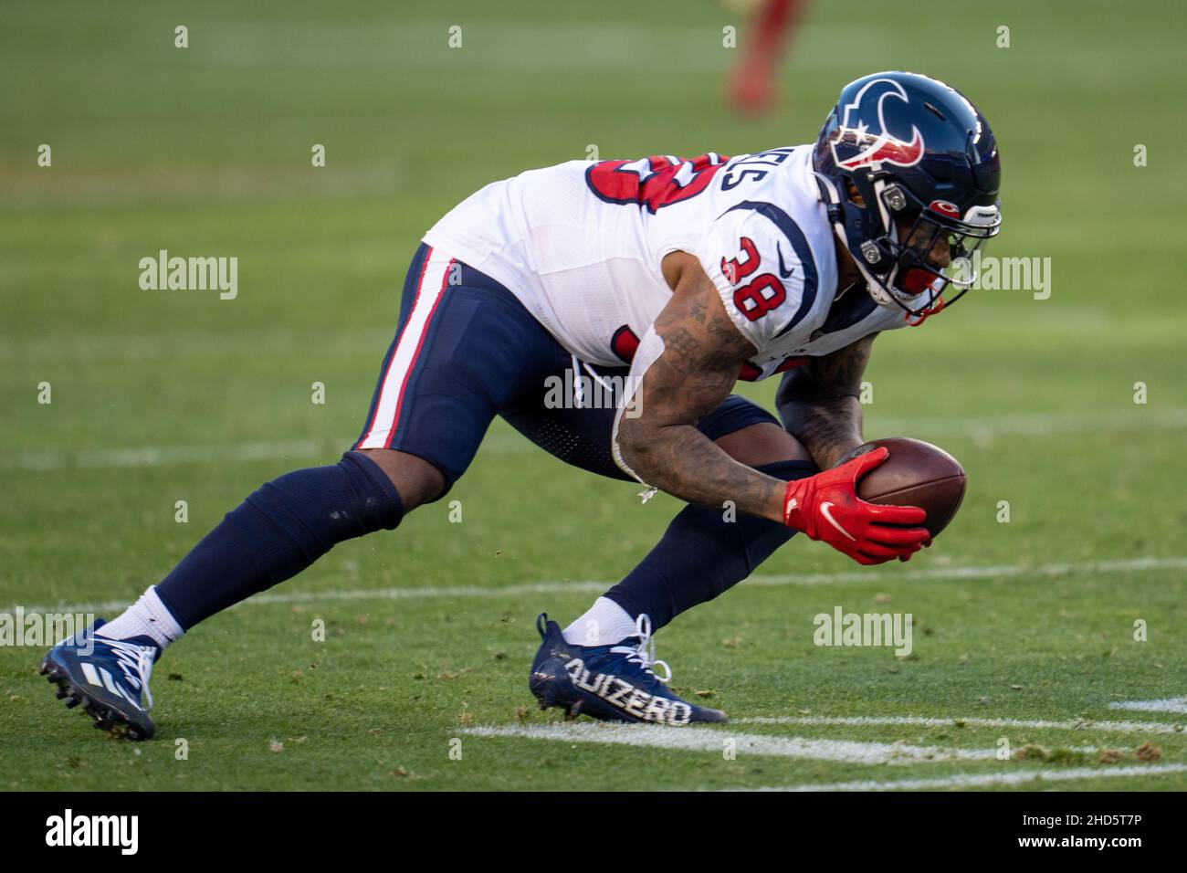 Jaylen samuels hi-res stock photography and images - Alamy