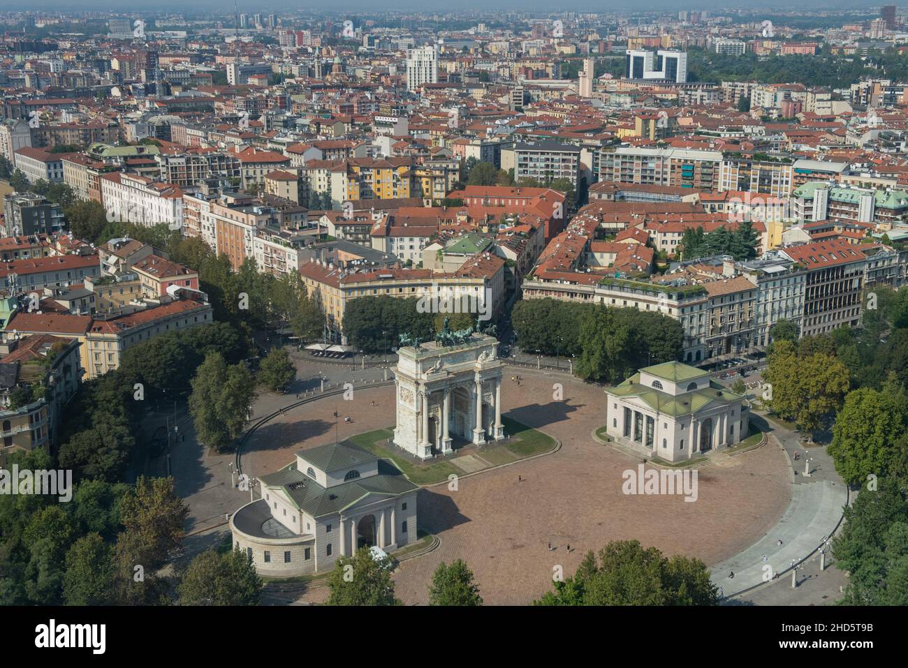 Milan view hi-res stock photography and images - Alamy
