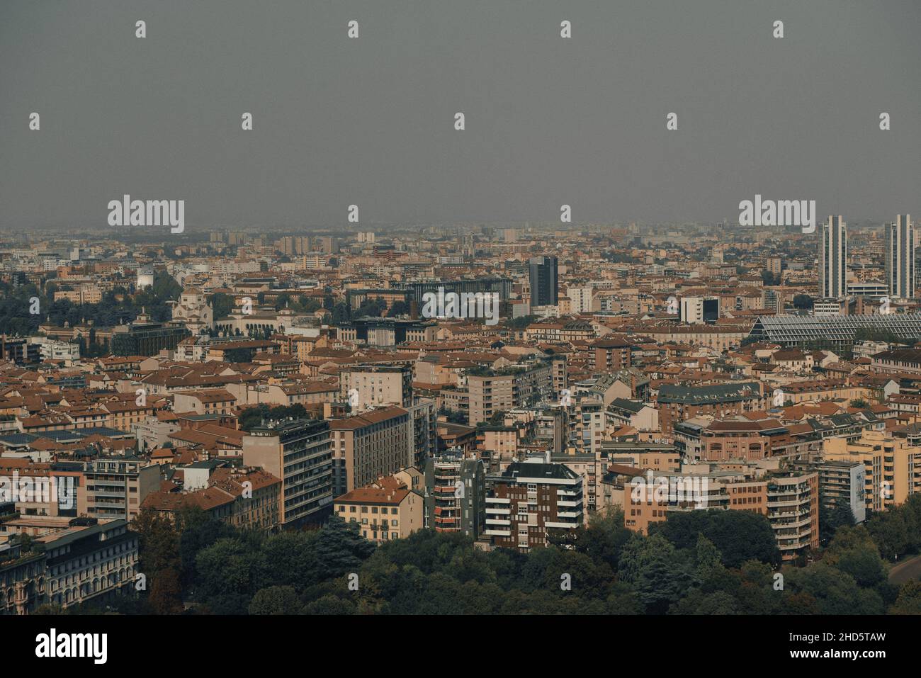 Aerial milano arco della pace hi-res stock photography and images - Alamy