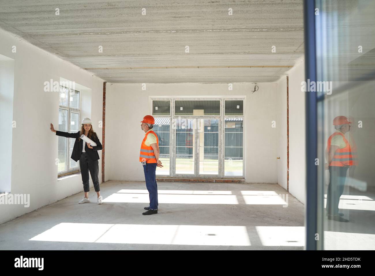 Supervision designing hi-res stock photography and images - Alamy