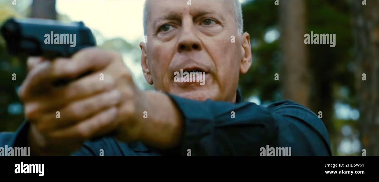 AMERICAN SIEGE, Bruce Willis, 2021. © Shout! Studios / Courtesy Everett ...