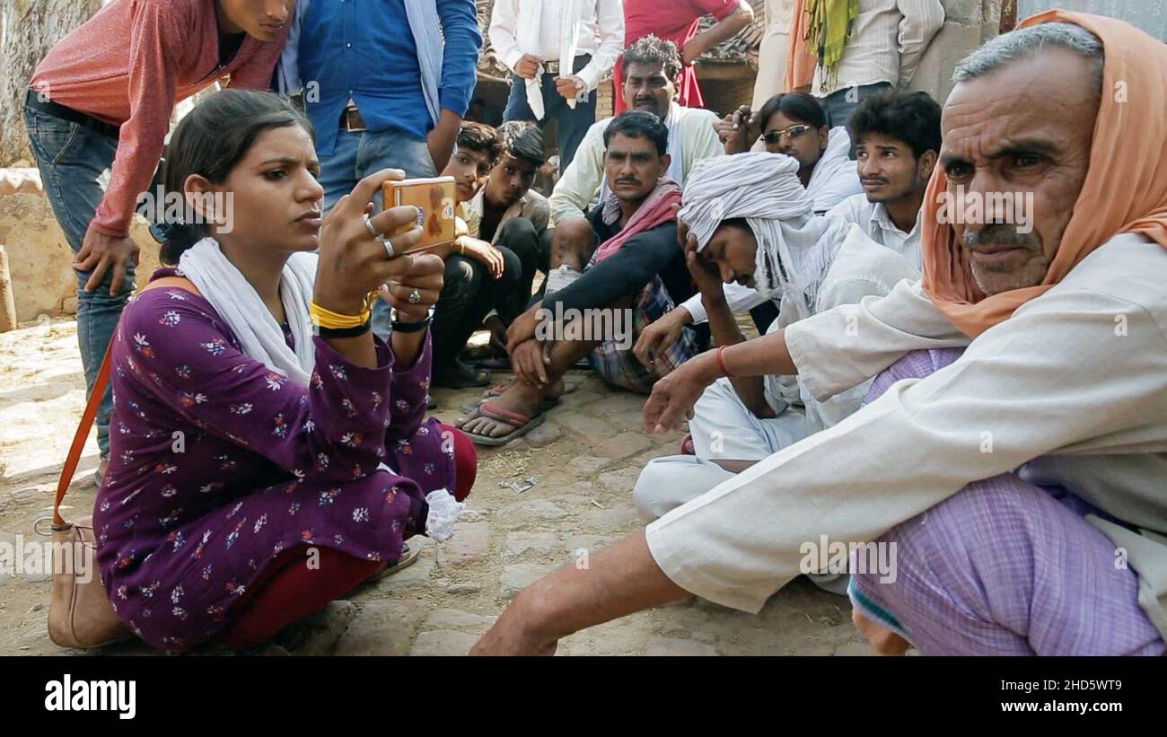 WRITING WITH FIRE, 2021. © Music Box Films / Courtesy Everett ...