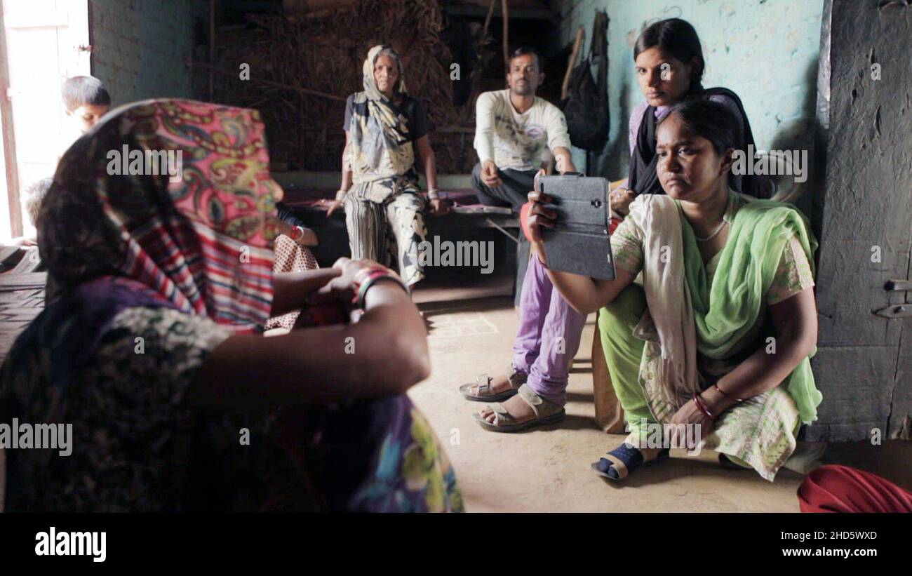 WRITING WITH FIRE, 2021. © Music Box Films / Courtesy Everett ...