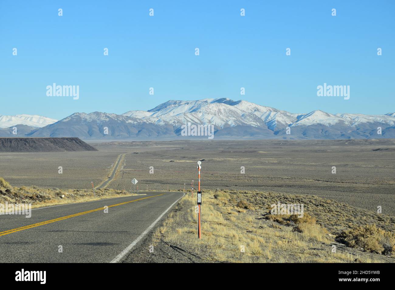 Looking east along OR-140 (Warner Highway between Adel & Denio) towards ...