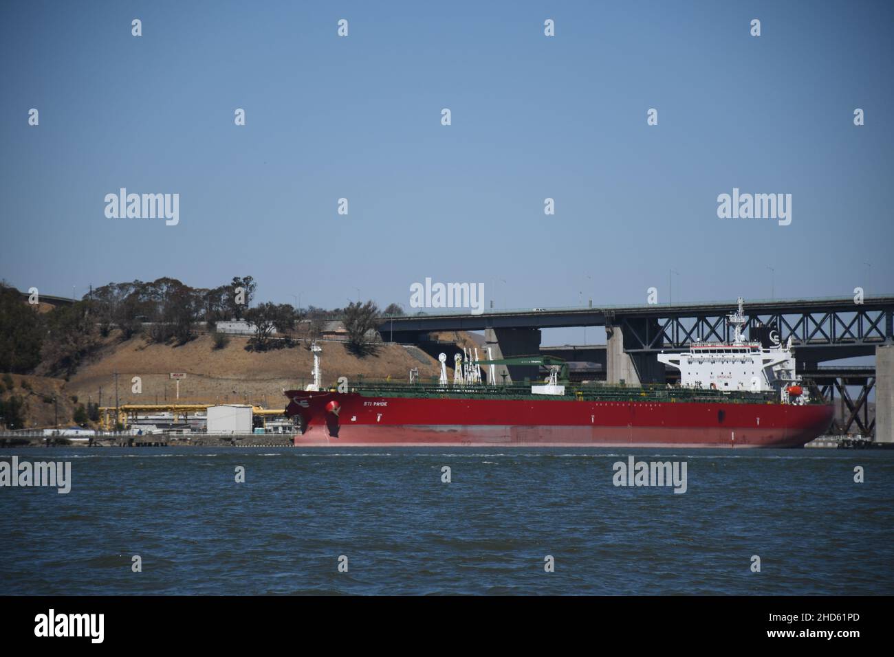 Ship loading oil at Richmond. Commercial freight and container ships in ...