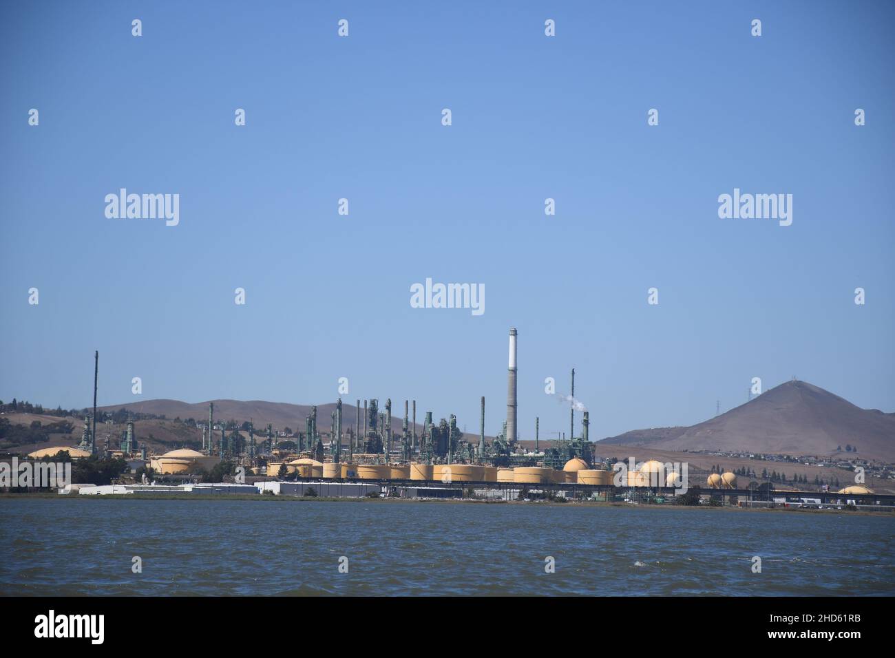 Industrial waterfront. Commercial freight and container ships in San ...