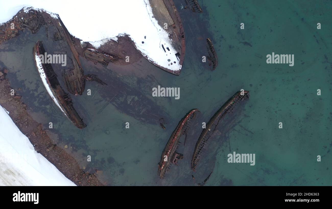 Rusty fishing boat snowy hi-res stock photography and images - Alamy