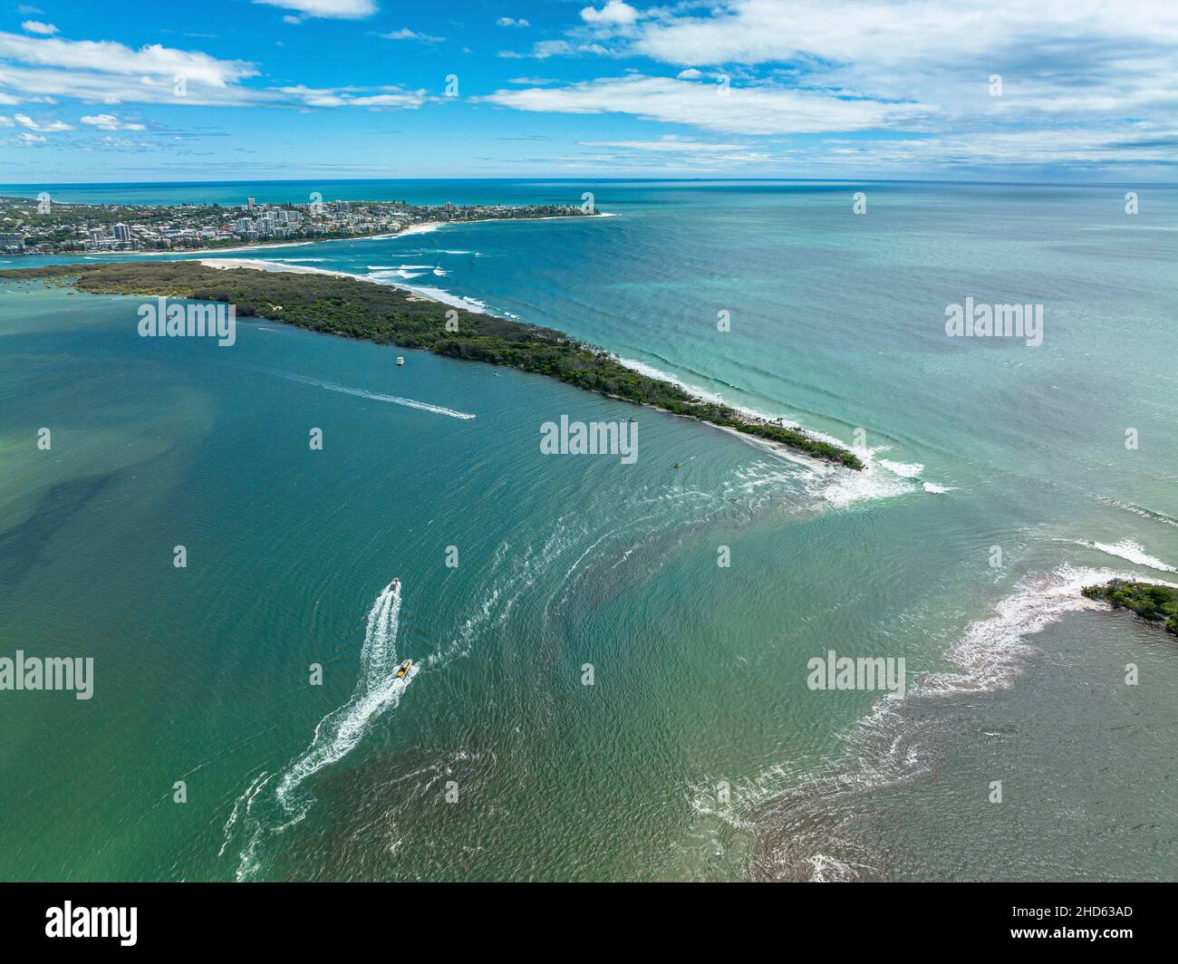 Bribie Island divided in two by huge king tide in combination with ex ...