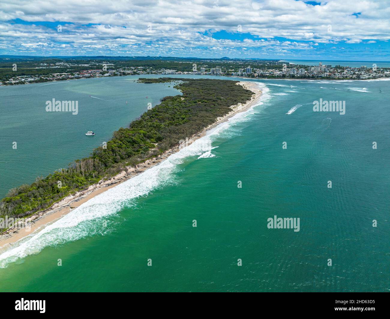 Bribie Island divided in two by huge king tide in combination with ex ...