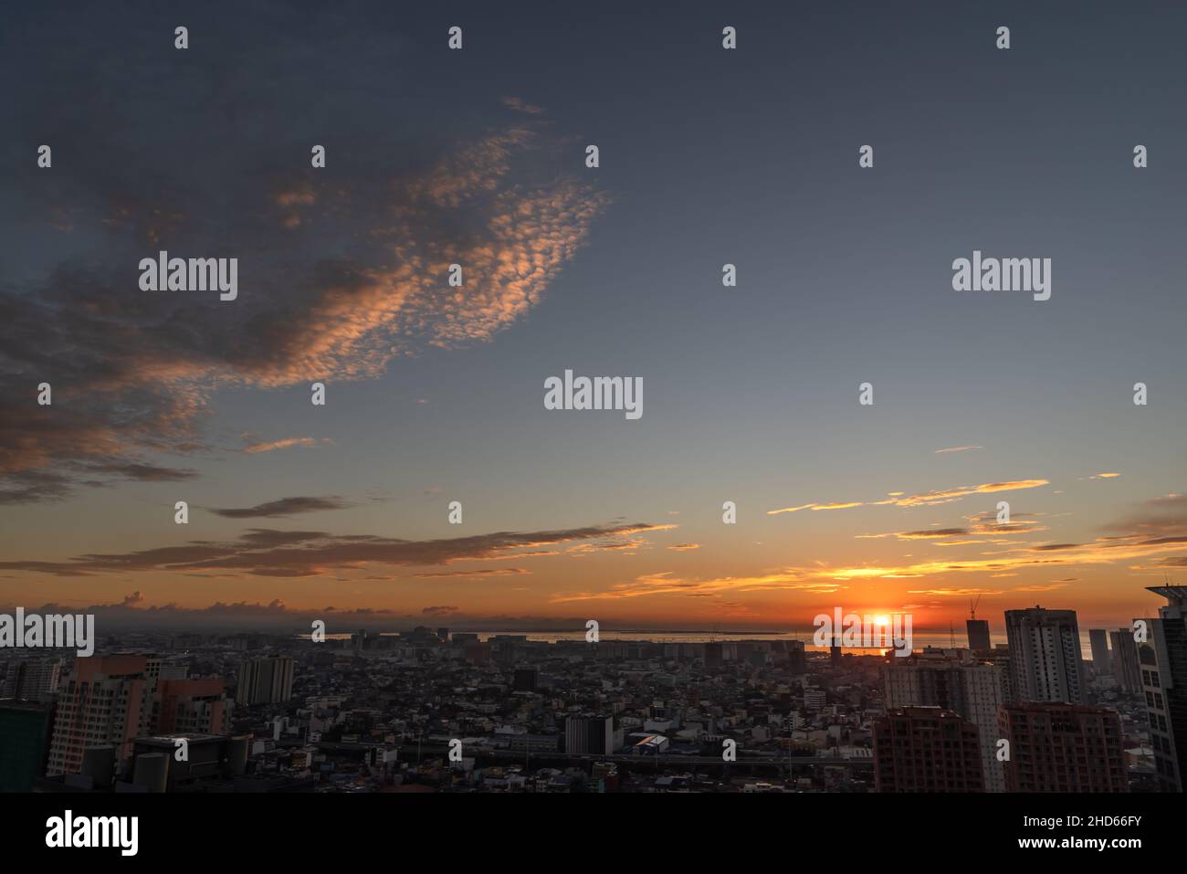 beautiful sunset and skylines at Manila, Philippines Stock Photo - Alamy