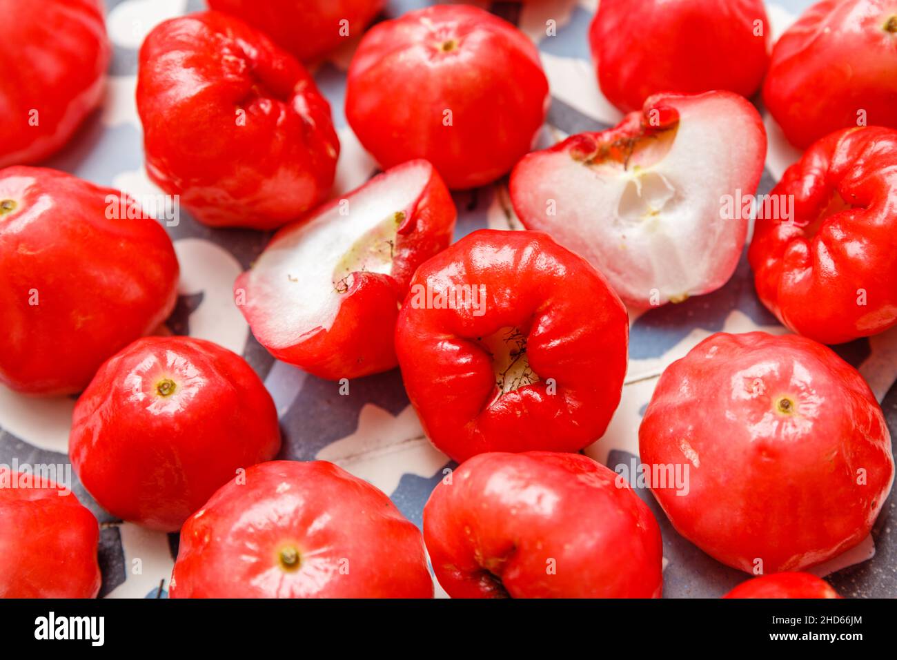 Wax apple hi-res stock photography and images - Alamy