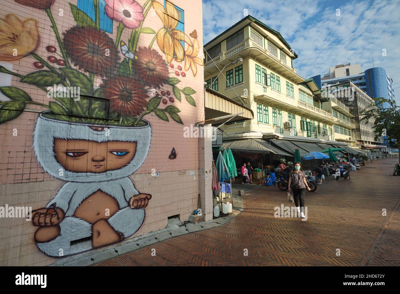 Scene along Ong Ang Walking Street along Klong (canal) Ong Ang in ...