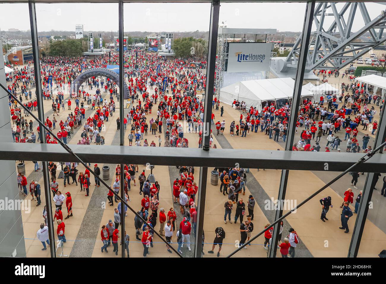 A general view of fans outside AT&T Stadium before the College Football ...