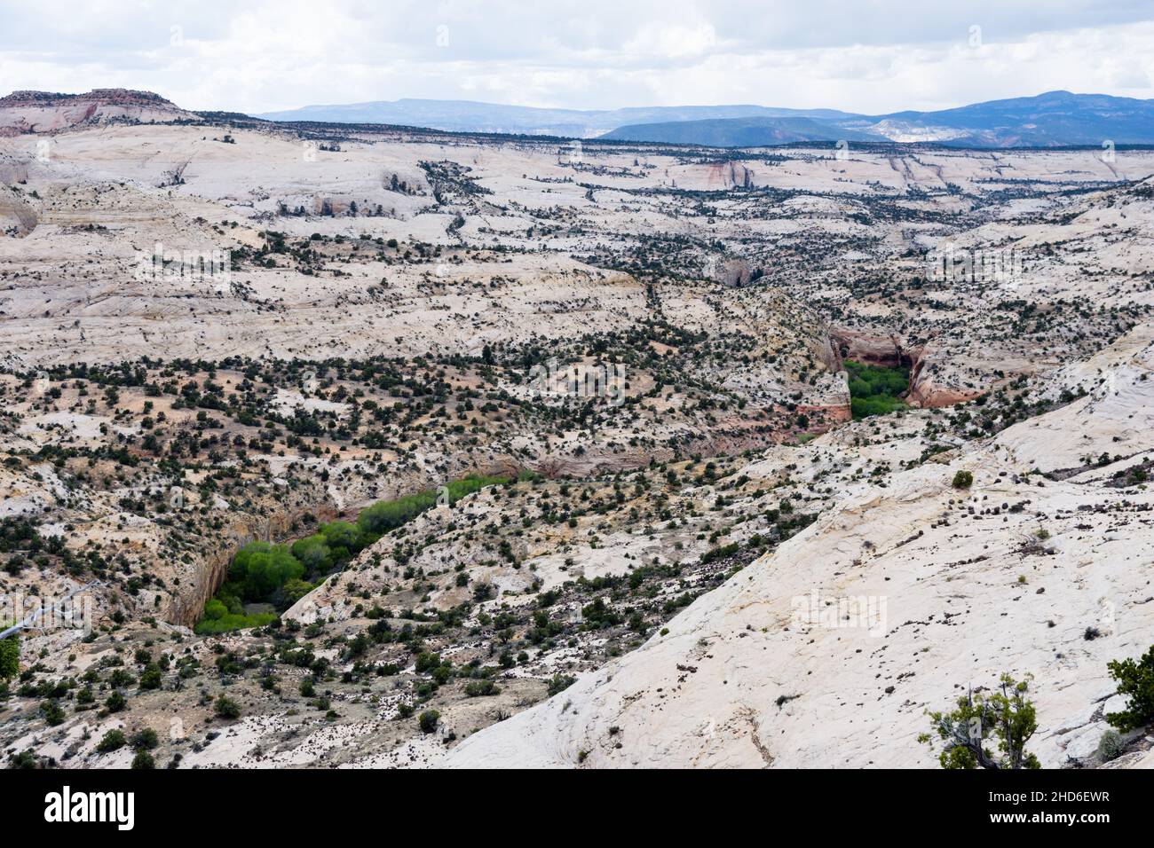 Dramatic scenery of the Grand Staircase - Escalante National Monument ...