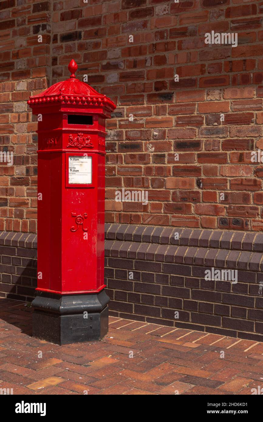 Vintage post box Stock Photo - Alamy