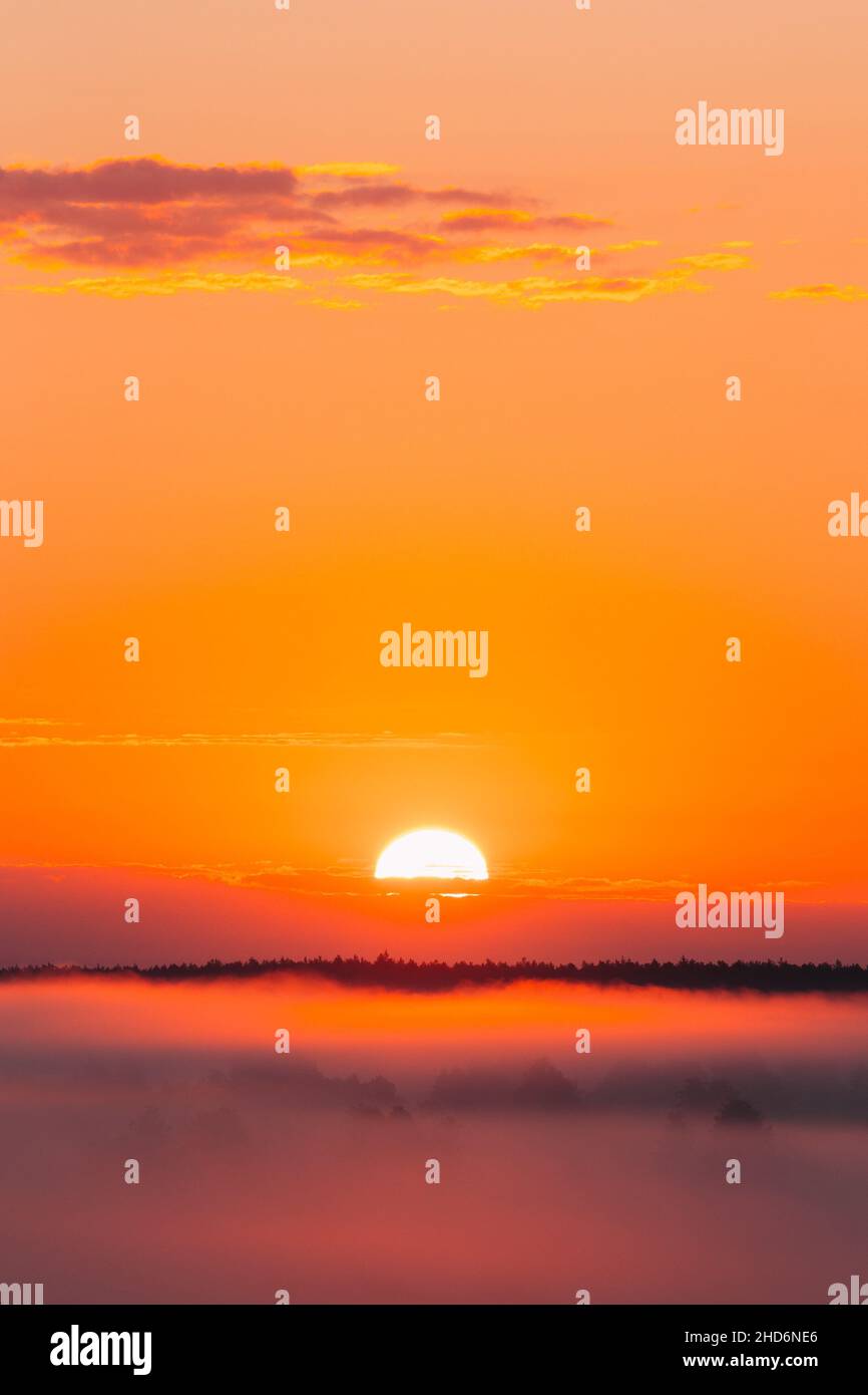 White nature landscape sun hi-res stock photography and images - Alamy