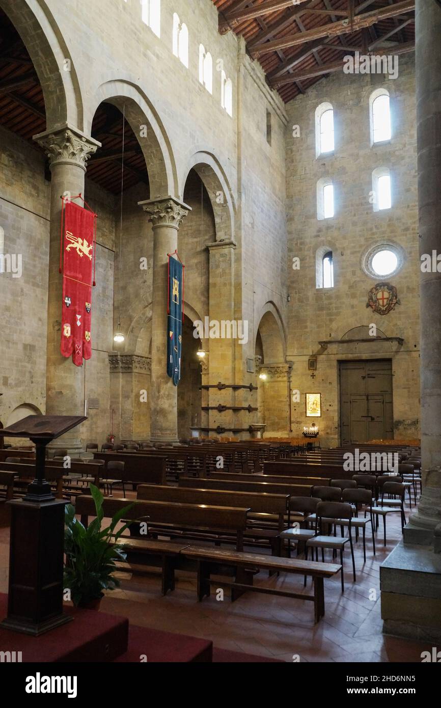 Church of Santa Maria della Pieve, Interior, Arezzo, Tuscany, Italy ...