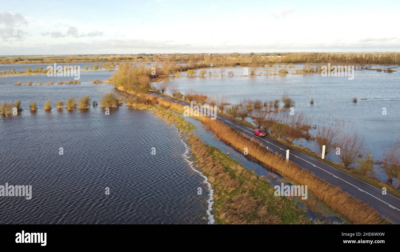 Welney, UK. 31st Dec, 2021. The Welney wash area is beginning to fill ...