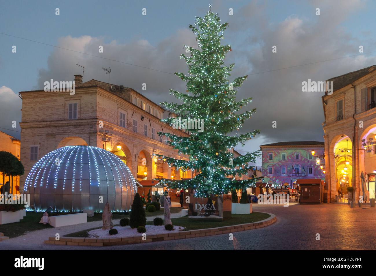 Christmas Tree and Christmas Illuminations in Piazza del Popolo square ...