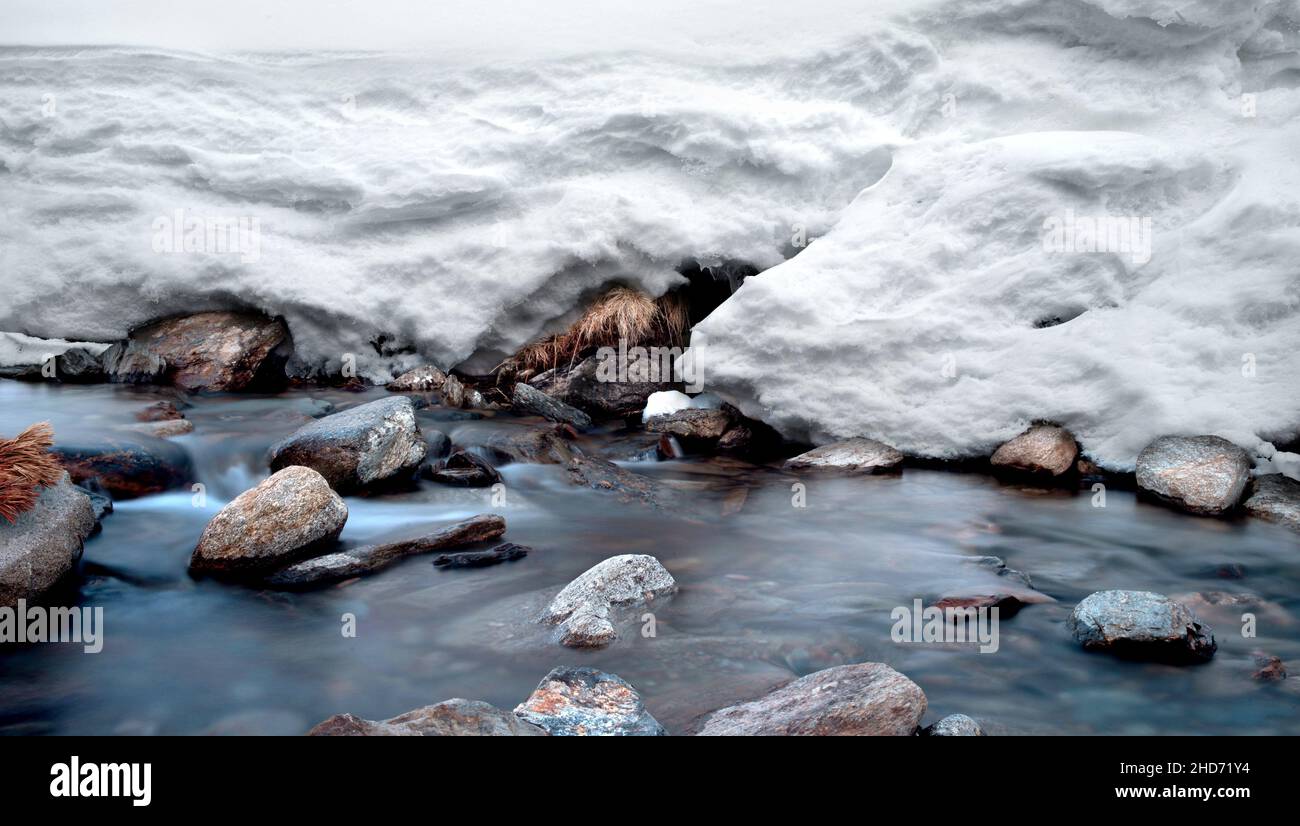 Snow exposure hi-res stock photography and images - Alamy