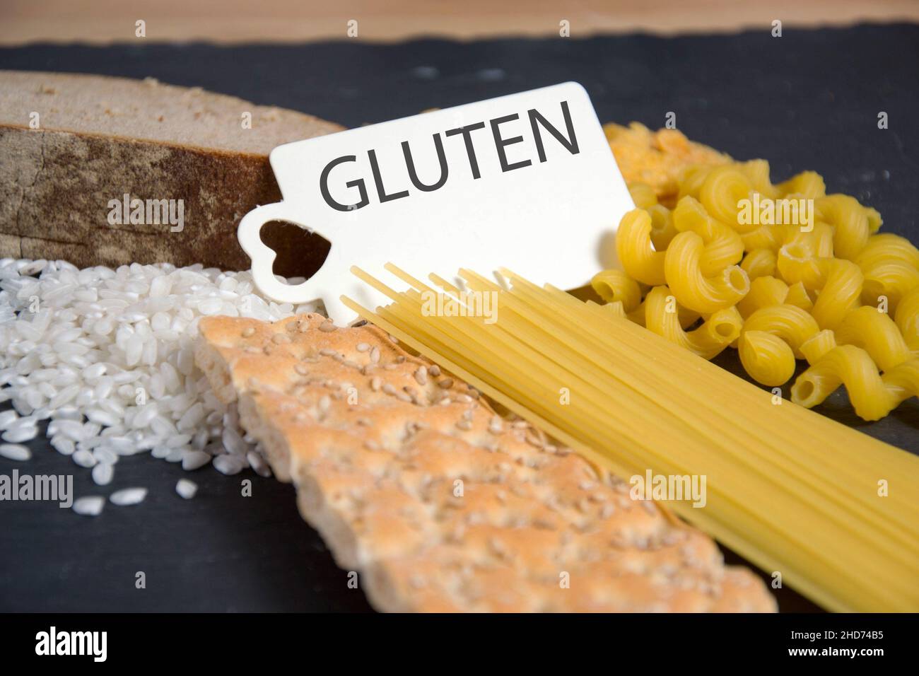 Vintage eating pasta hi-res stock photography and images - Alamy