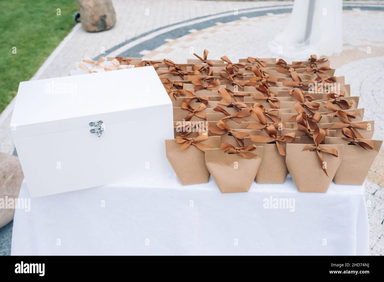 gifts for guests at the wedding ceremony Stock Photo - Alamy