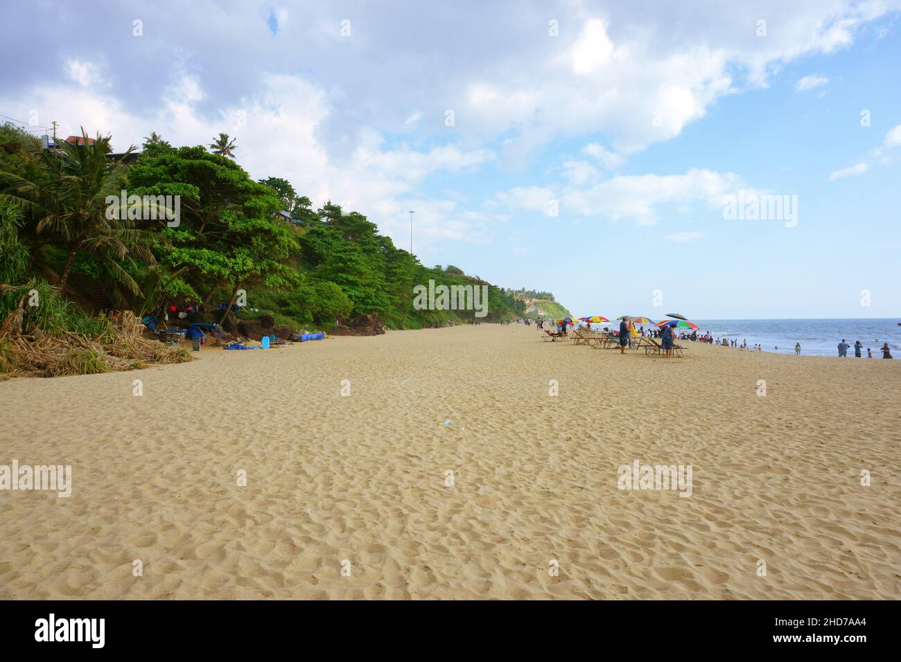 VARKALA, KERALA, INDIA - DECEMBER 31, 2021: View of Varkala cliff from ...