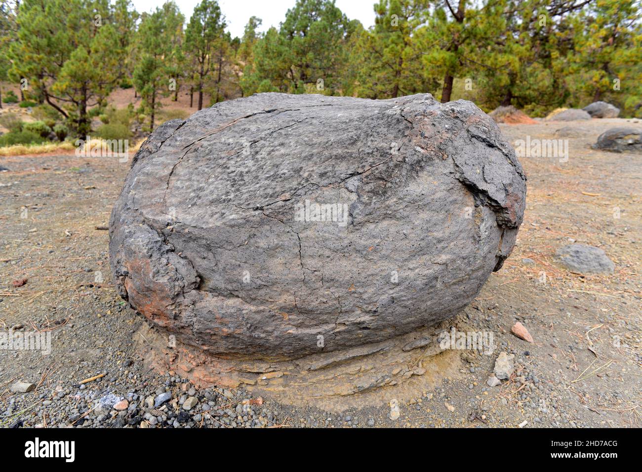 Thermal stress weathering hi-res stock photography and images - Alamy