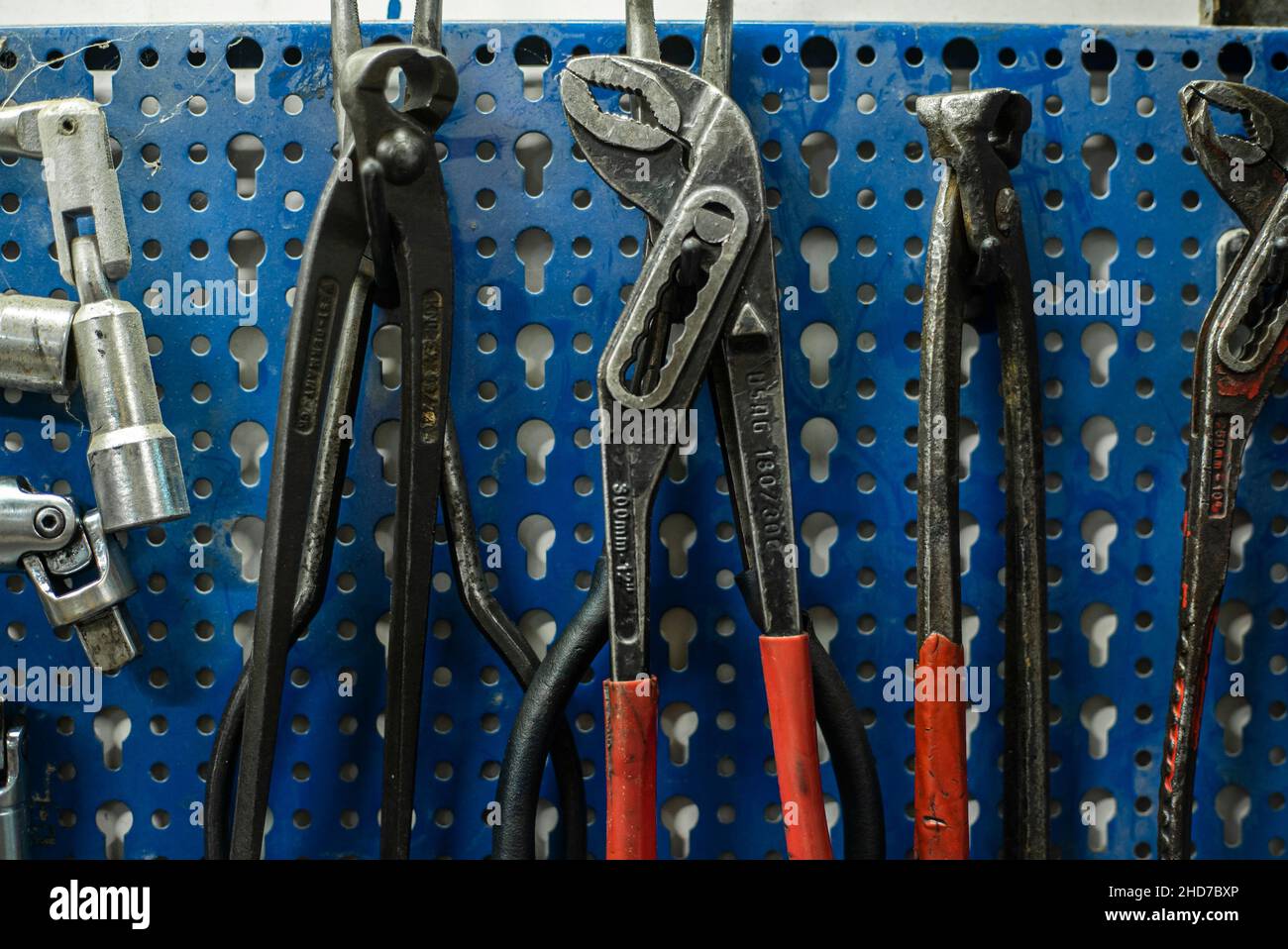 Shelf drill hi-res stock photography and images - Alamy