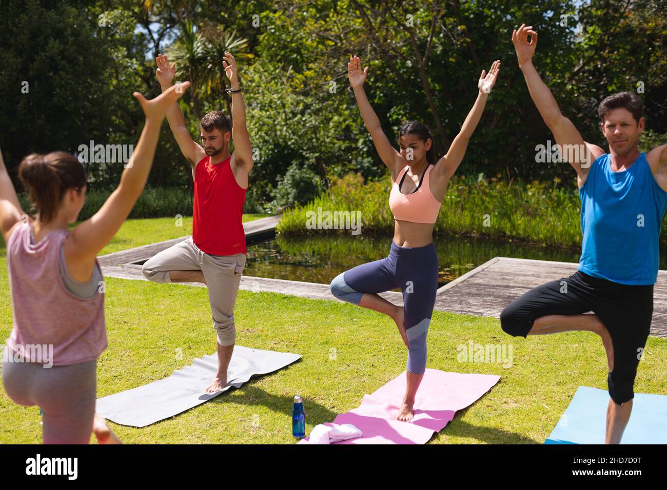 Female yoga instructor hi-res stock photography and images - Alamy