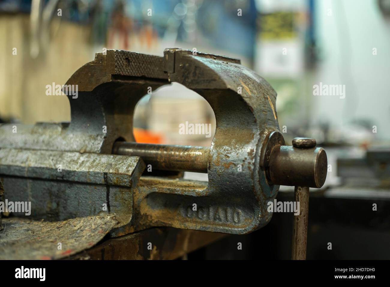 Vice bench hi-res stock photography and images - Alamy