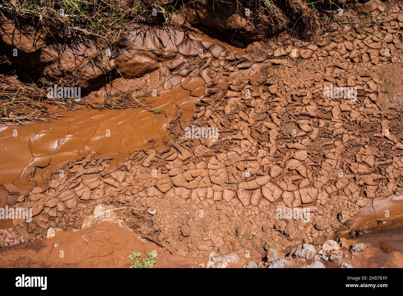 The red soil and landscape of Kenya after heavy rains. Africa Stock ...