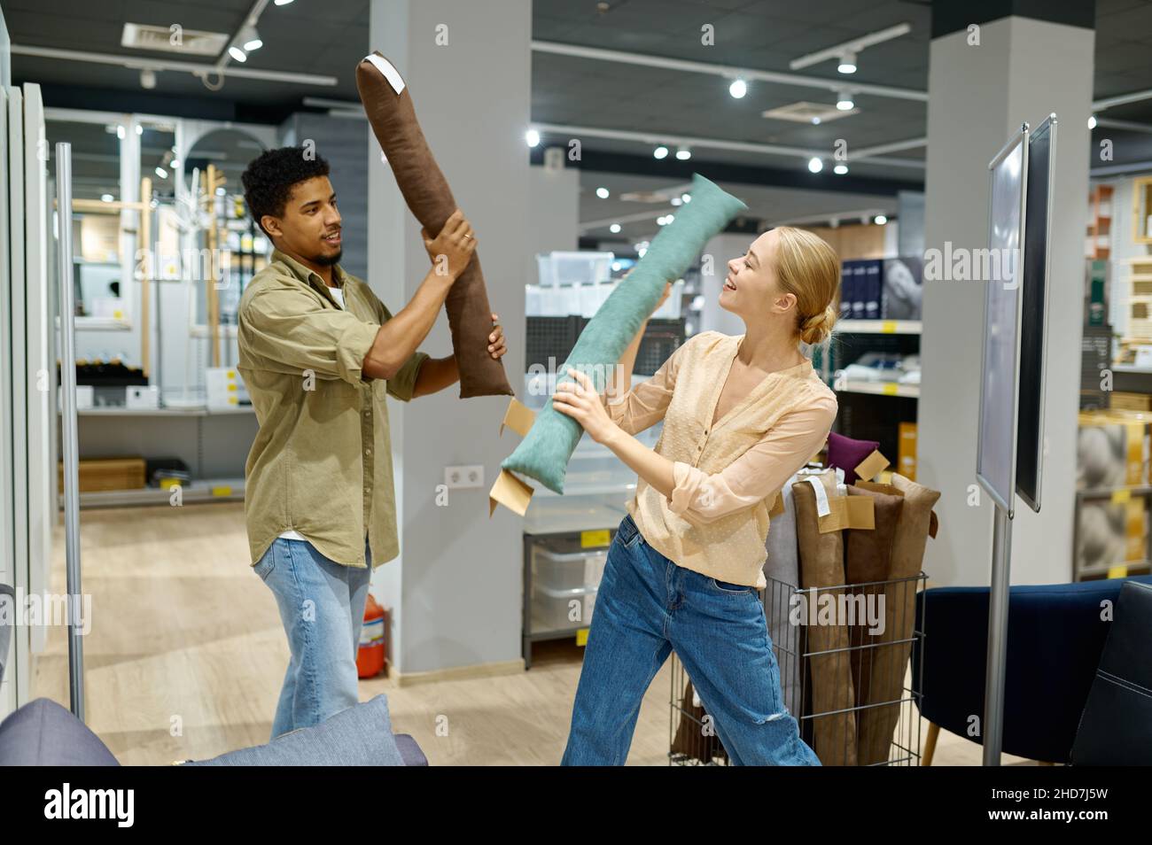 Couple fight shopping hi-res stock photography and images - Alamy