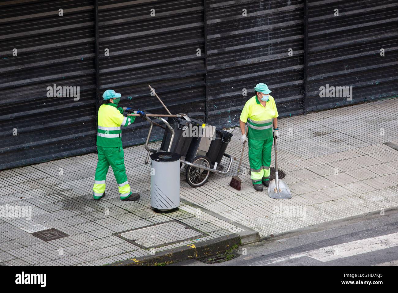 Garbage cart hi-res stock photography and images - Alamy