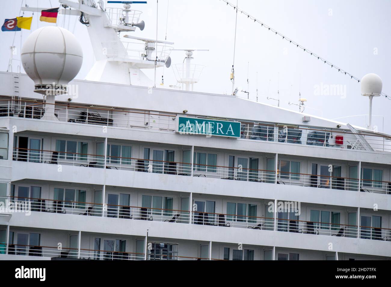 Ms amera hi-res stock photography and images - Alamy