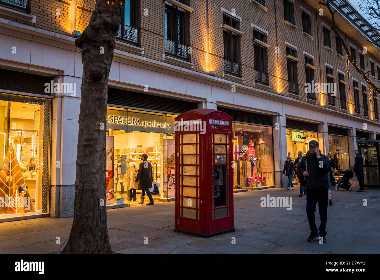King's road, a trendy shopping street, Chelsea, London, England, UK ...