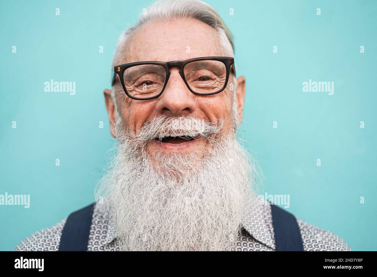 Thoughtful older man wearing glasses hi-res stock photography and ...