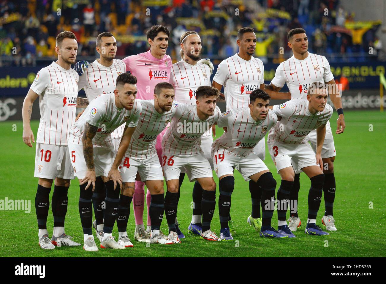 Sevilla FC team group during the La Liga match between Cadiz CF and ...